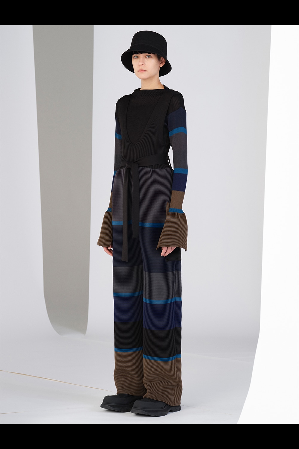 CFCL | HOUYHNHNM（フイナム）