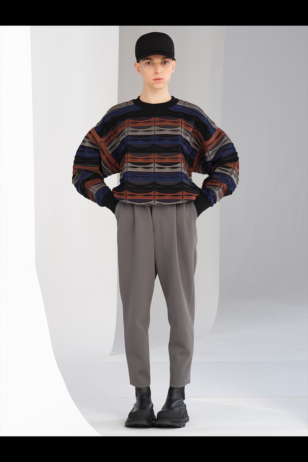 CFCL | HOUYHNHNM（フイナム）