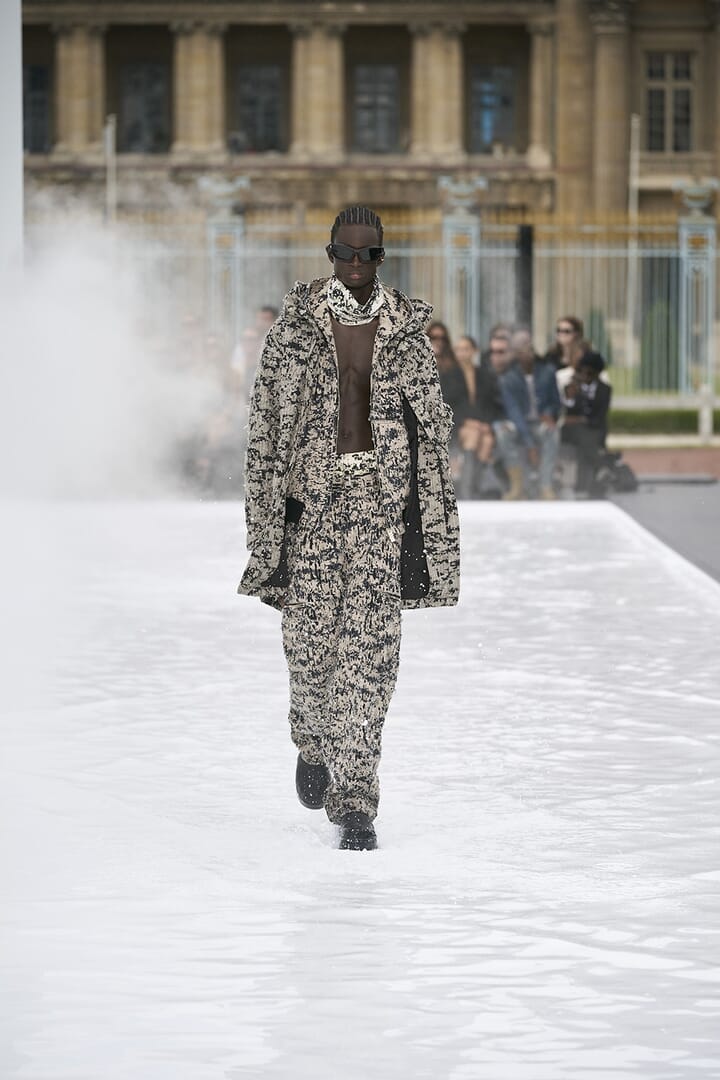 GIVENCHY | HOUYHNHNM（フイナム）