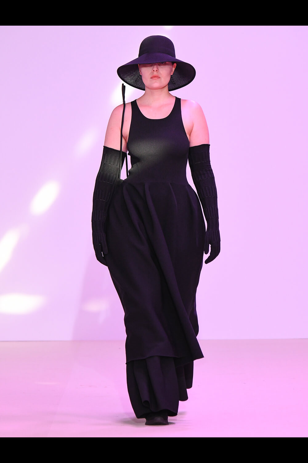 CFCL | HOUYHNHNM（フイナム）