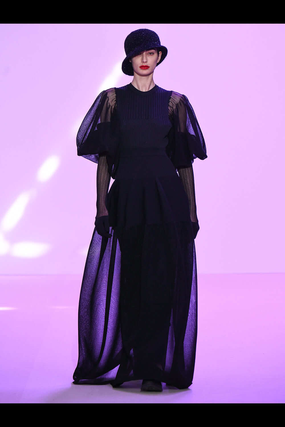 CFCL | HOUYHNHNM（フイナム）