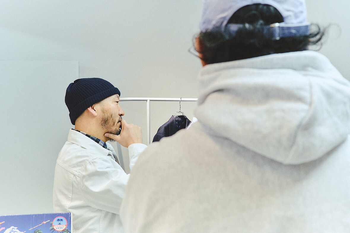 着ぶくれ手帖カルチャーをなくしたものづくり。金子恵治が手がけるAORのリミックス。 | feature | HOUYHNHNM（フイナム）