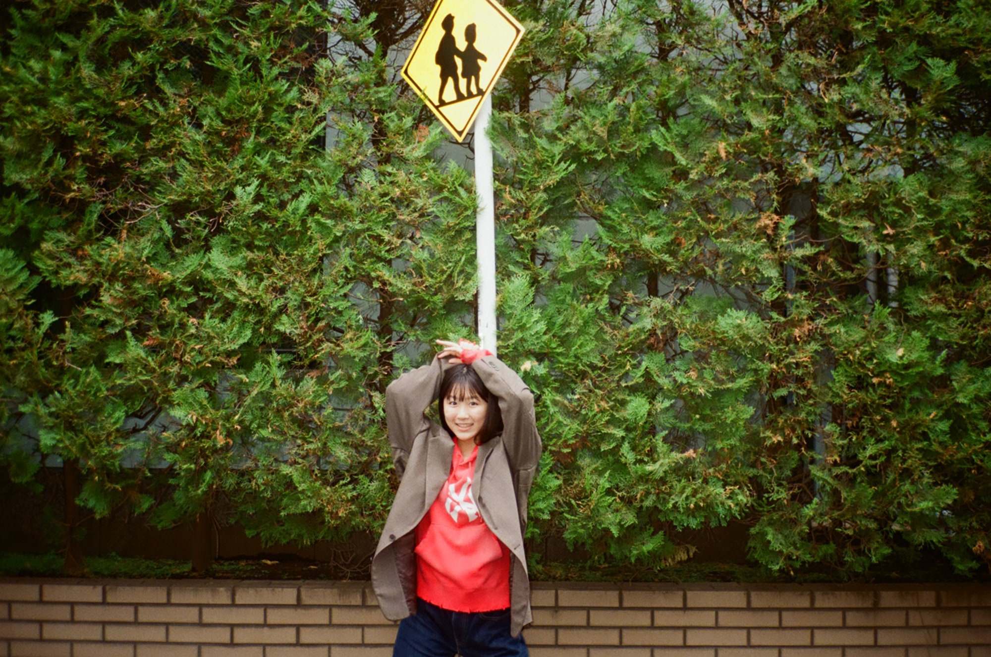 Alley Teen. 116th person Mika Nishikawa, 16 years old | feature | HOUYHNHNM (huinamu)